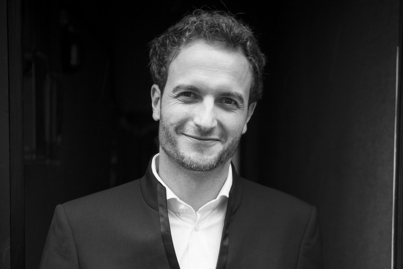 Christian Schumann performs live Harry Potter and Neverending Story ...